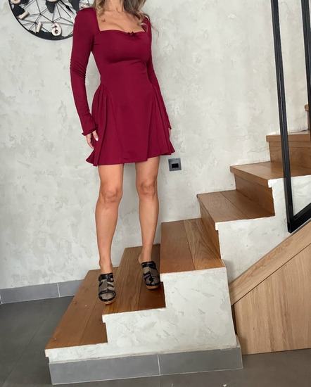 Burgundy haljina