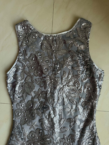 Svecana mini haljinica