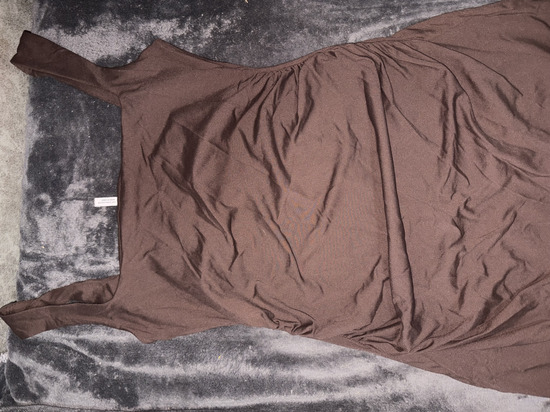 Bershka nova haljina braon