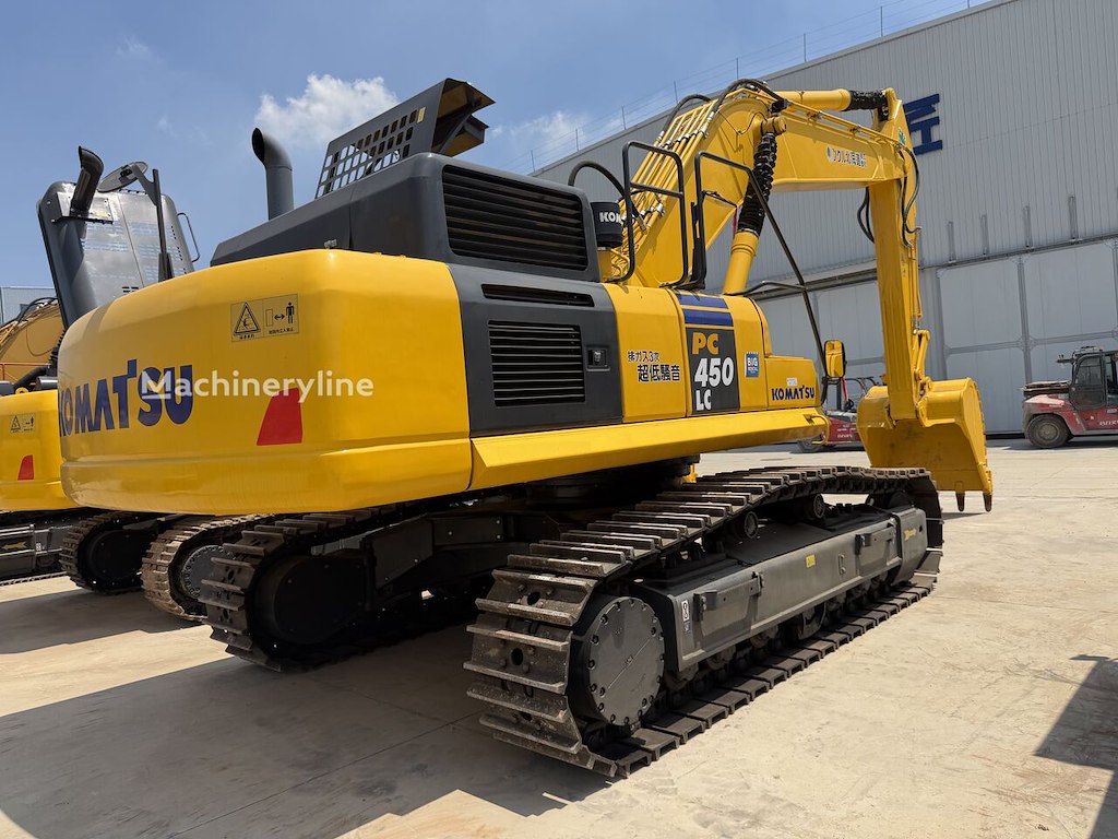 Komatsu PC450 bager guseničar
