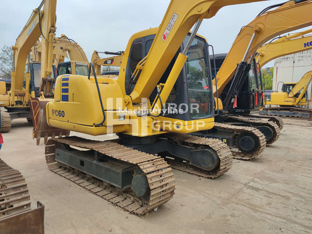 Komatsu mini bager