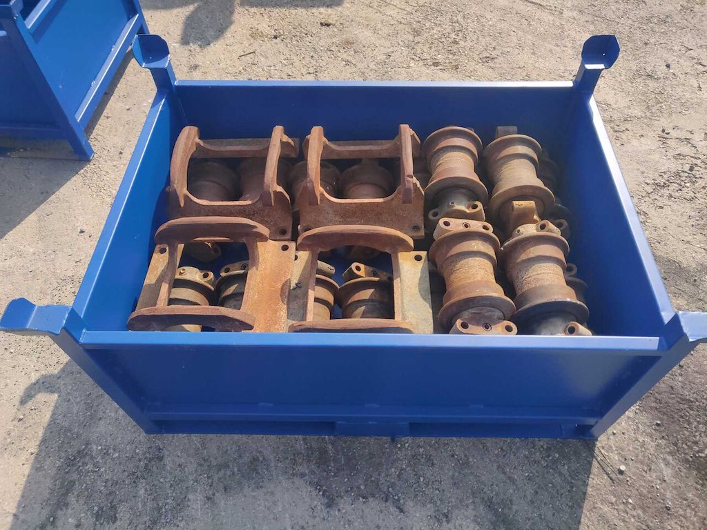 20Y-30-28281 potporni valjak za Komatsu KOMATSU PC210 NLC-8 K50419, PC220, PC200, PC100, PC150, PC158, PC160, PC180, PC190, PC230, PC240, HYUNDAI R160, HYUNDAI R180, HYUNDAI R200, HYUNDAI R210, HY...