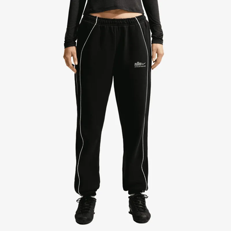 Nike Studio