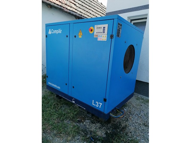 Vijčani kompresor Compair L37