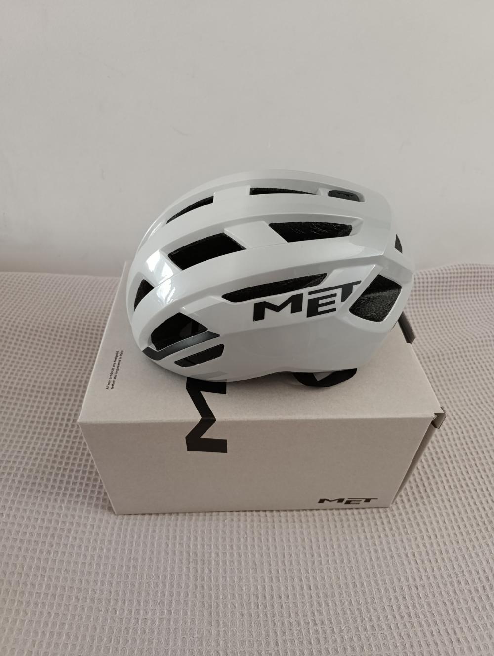 Kaciga Met Vinci MIPS Vel M