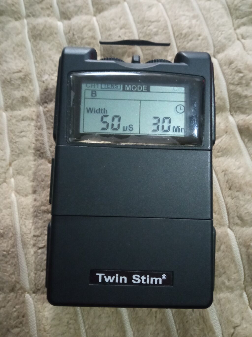 Twin Stim – prenosivi elektroterapijski aparat (TENS/EMS) - Dva