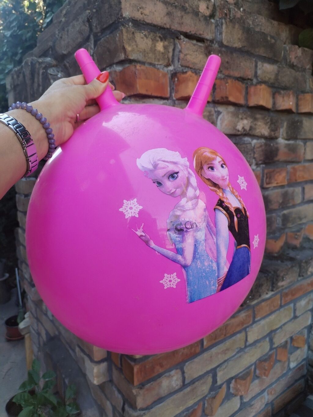 Frozen lopta za skakanje - Velika roze hop-lopta sa motivima iz