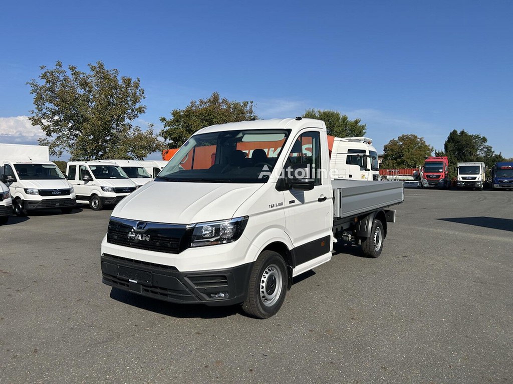 Novi MAN TGE 3.180 EK ALLRAD L3 kamion s ravnom platformom < 3.5t