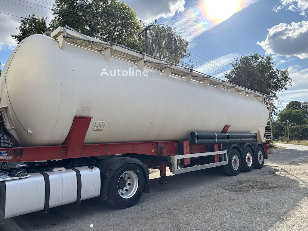 Feldbinder KIP 60.3 cisterna silos