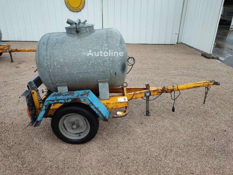 Courant 500 LITRES A EAU prikolica cisterna za vodu
