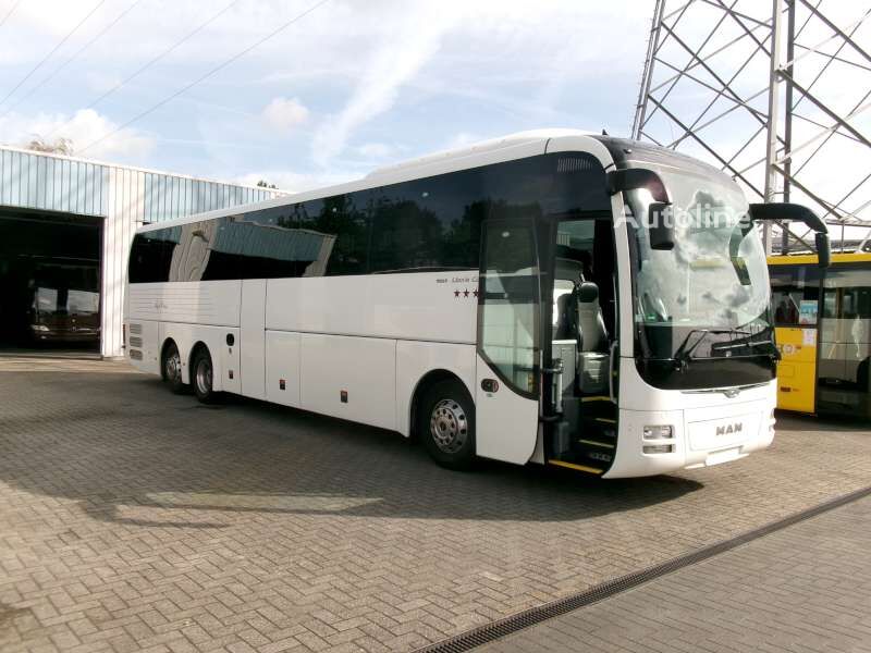 MAN Lions Coach R08 turistički autobus