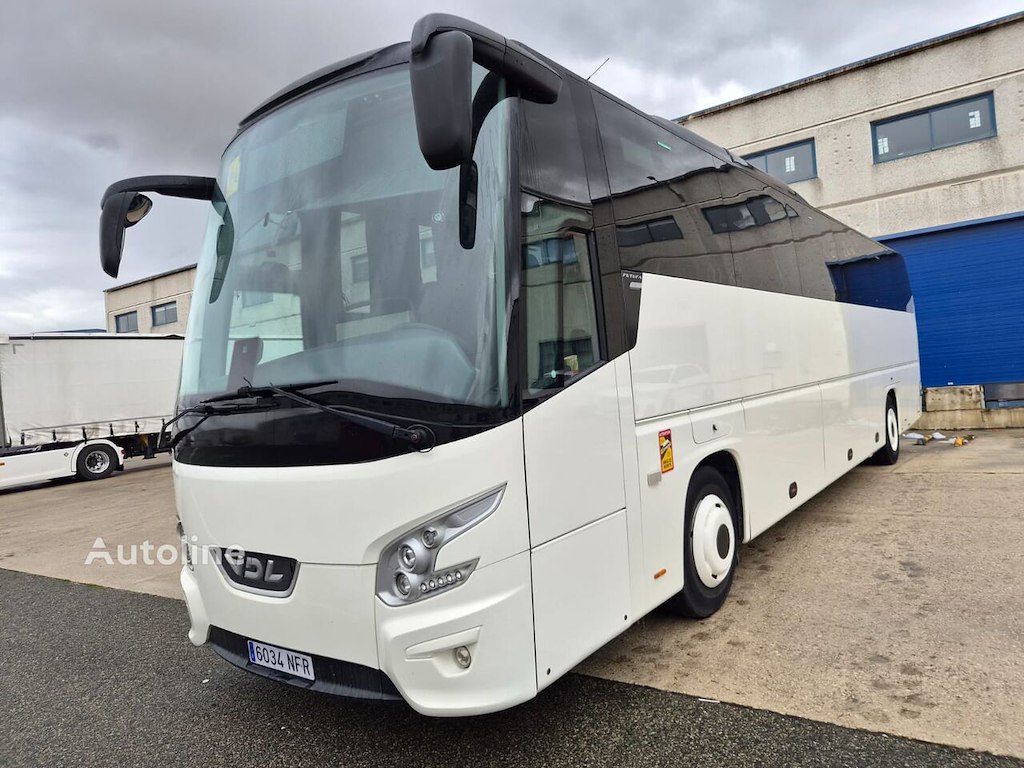 VDL Futura FHD2-129 turistički autobus