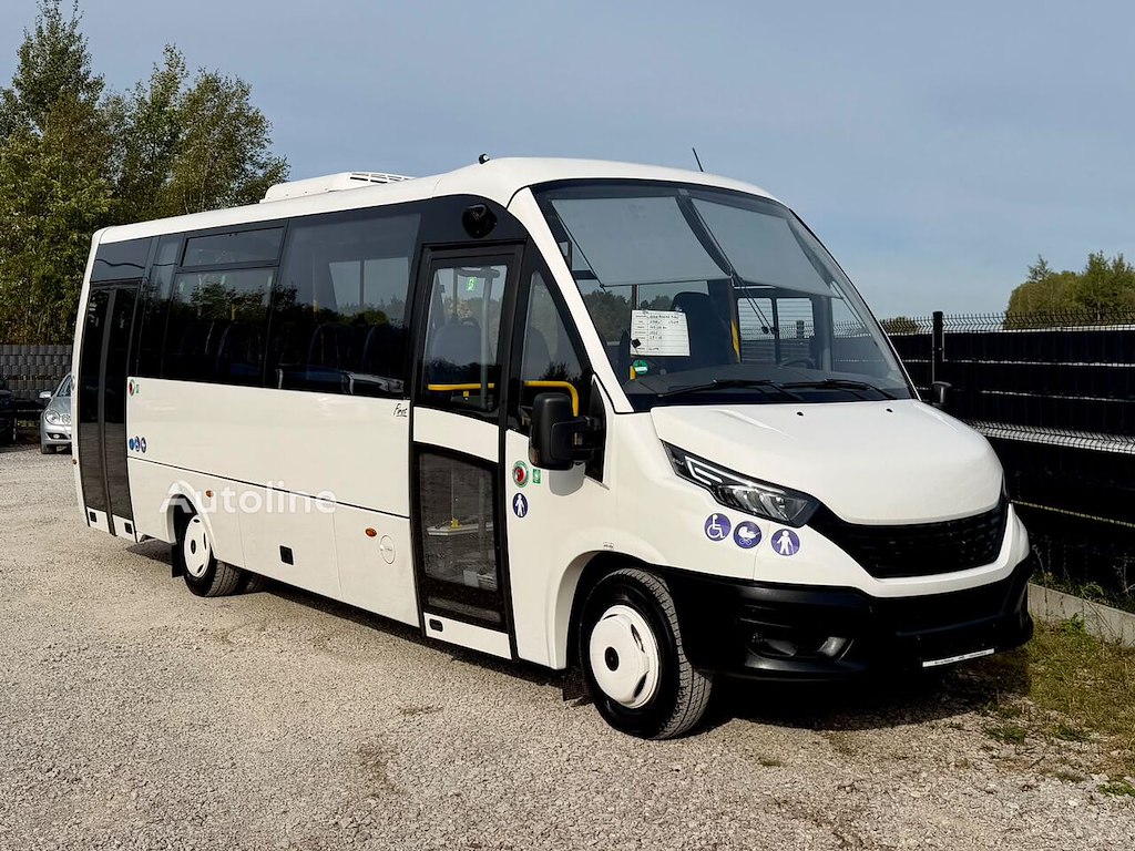 IVECO Daily Rosero First City 25+17 gradski autobus