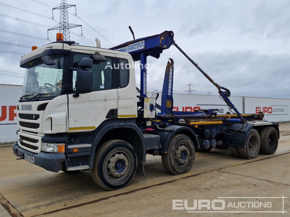 Prodaje se Scania P400 rol kiper sa kukom na aukciji