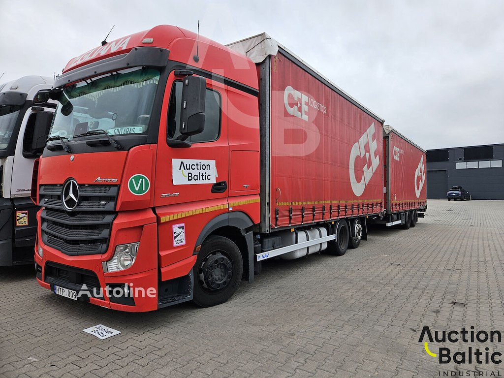 Prodaje se Mercedes-Benz Actros 2535 L NR kamion sa kliznom ceradom na aukciji + prikolica sa kliznom ceradom