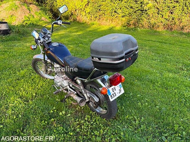 Prodaje se Honda CM125C moped na aukciji