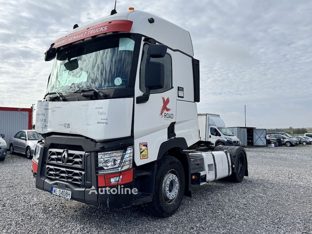 Renault T440 tegljač