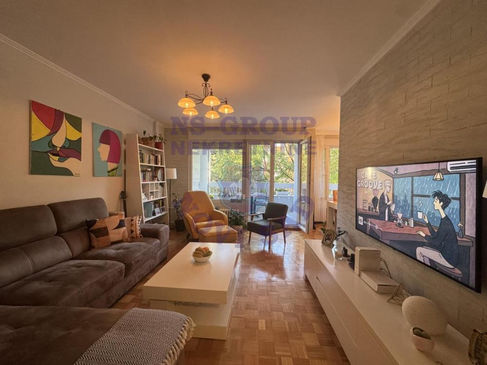 Trosoban stan na prodaju, 72m2, 247.200€