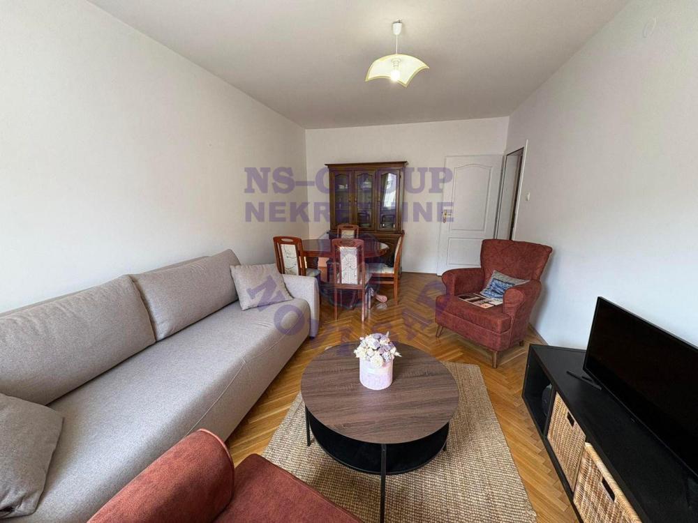 Trosoban stan na prodaju, 75m2, 189.550€