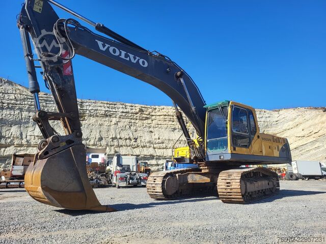 Guseničarski bager
Volvo EC290B