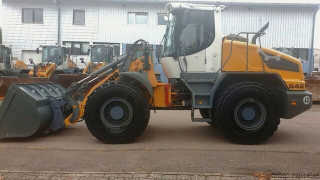 Utovarivač na točkovima
LIEBHERR L 542 kein Partikelfilter! kein 524 538 546 550