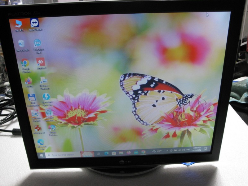 LG Flatron Slim L19800 ispravan monitor