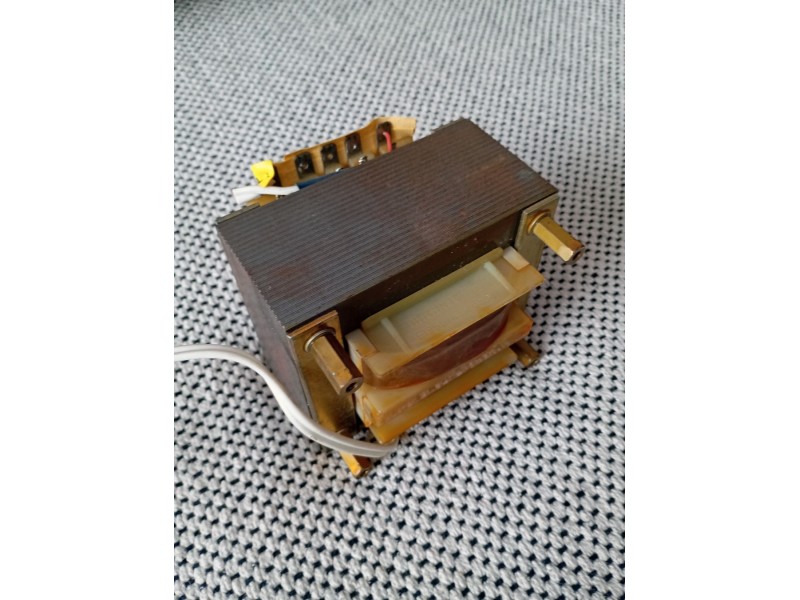 Mrežni trafo 24V snaga oko 150W