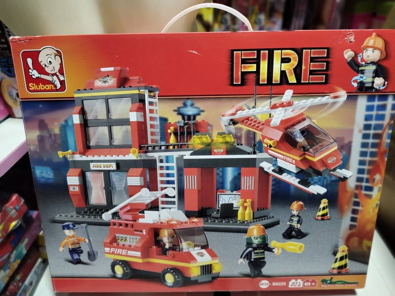 Kocke sluban vatrogasac