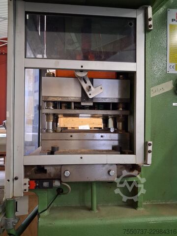 Ekscentrična presa
Presse Ross 40V-4