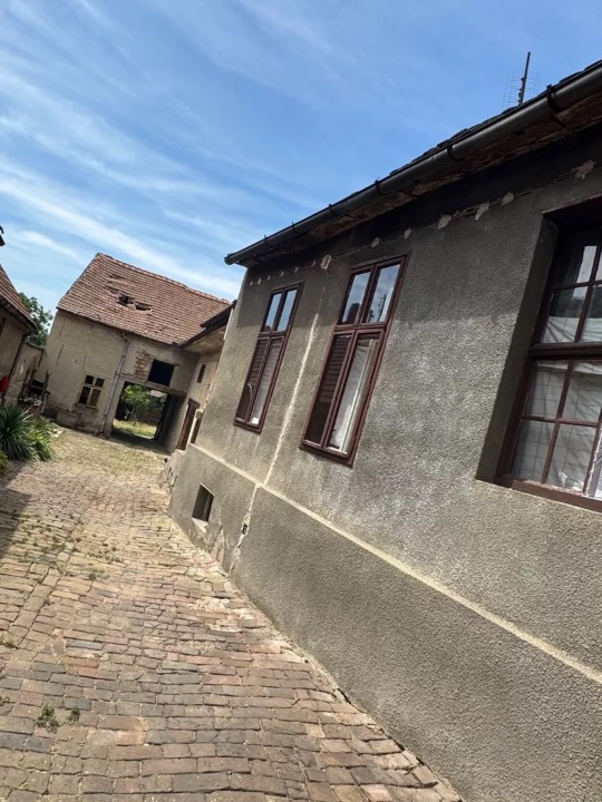 Prodaja kuce sa velikim mogucnostima i pogodnoj ceni-Bela Crkva