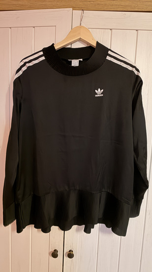 ADIDAS retro majica/duks (RETKO)