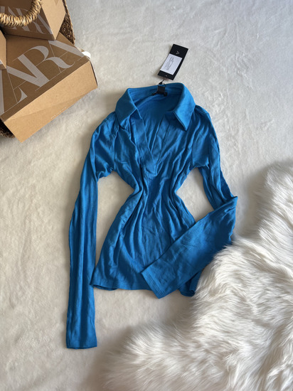 Nova bluza sa polo kragnom