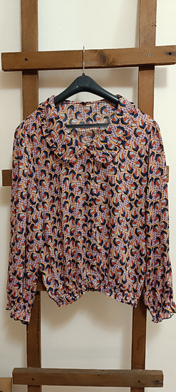Prelepa šarena bluza