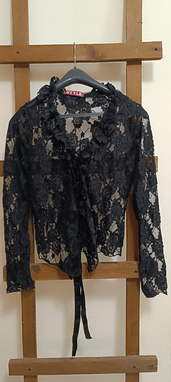 Elegantna crna bluza kardigan