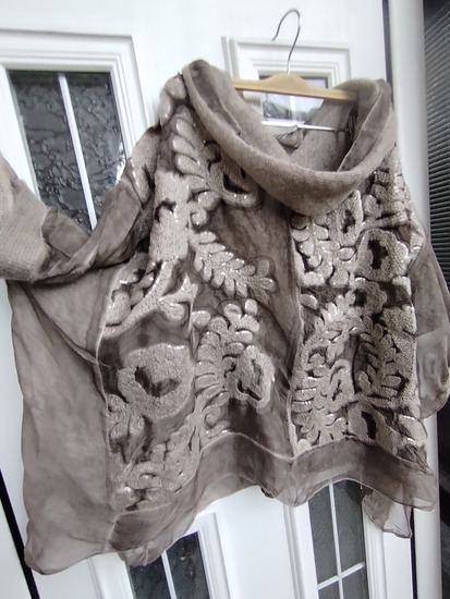 PRODATO Originalna bluza L-XL