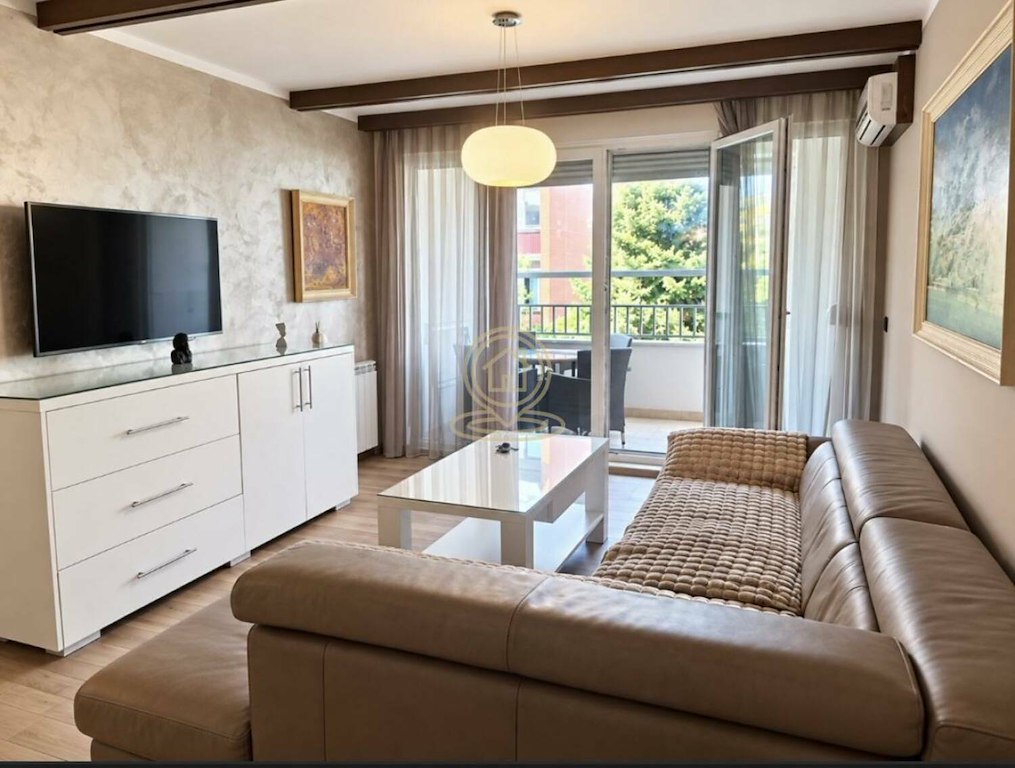 Trosoban stan, Beograd – Crveni Krst | Izdavanje · 68m² · 1.100€