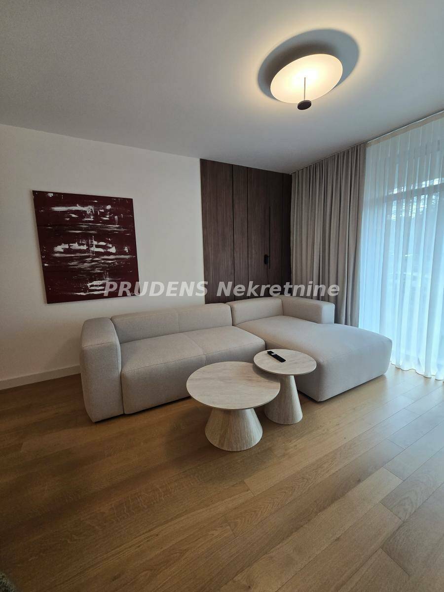 Dvosoban stan, Beograd – Zvezdara | Izdavanje · 53m² · 1.500€
