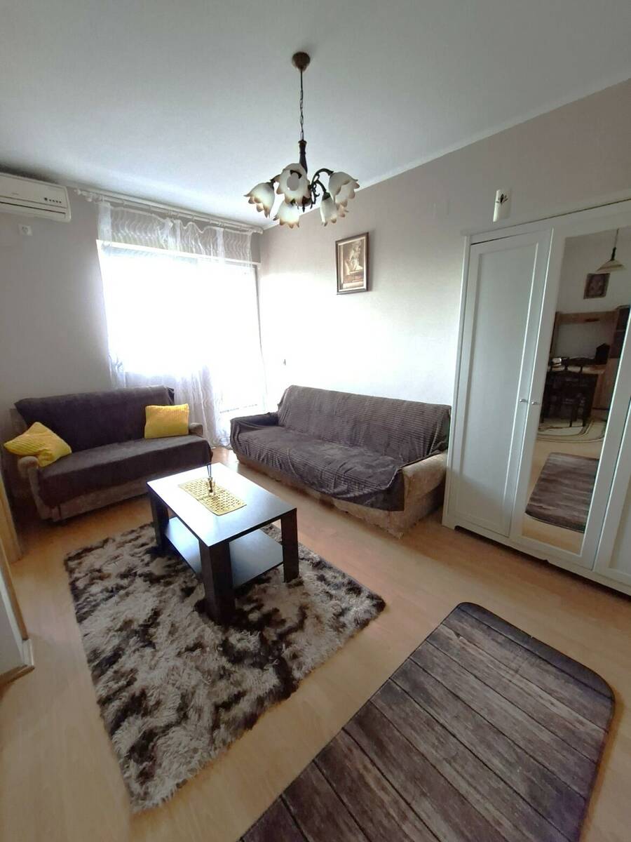 Jednoiposoban stan, Beograd – Krnjača | Izdavanje · 43m² · 350€