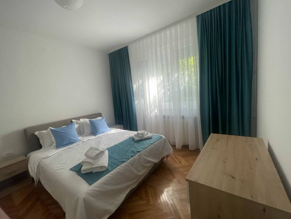 Trosoban stan, Beograd – Beograd | Izdavanje · 60m² · 1.300€