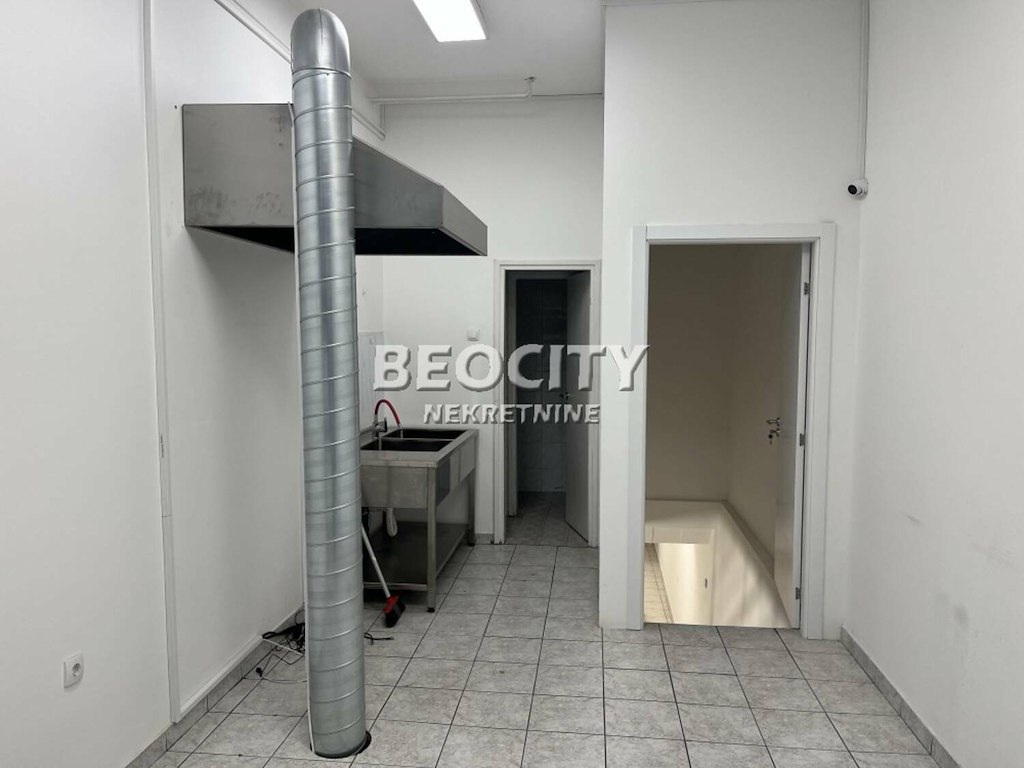 Poslovni prostor / Lokal, Novi Sad – Železnička Stanica | Izdavanje · 42m² · 400€