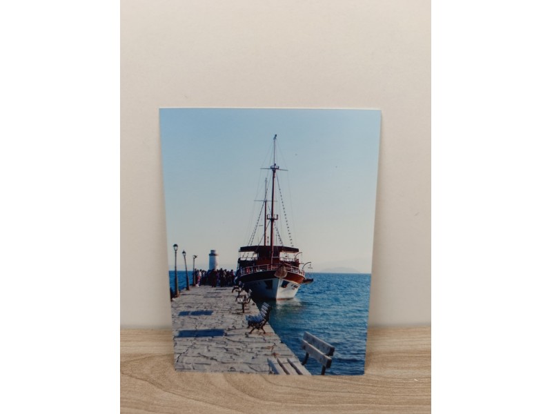 Fotografija brod