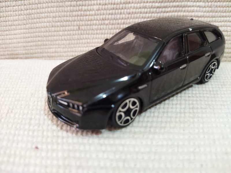 Alfa Romeo 159, Bburago, 1:43