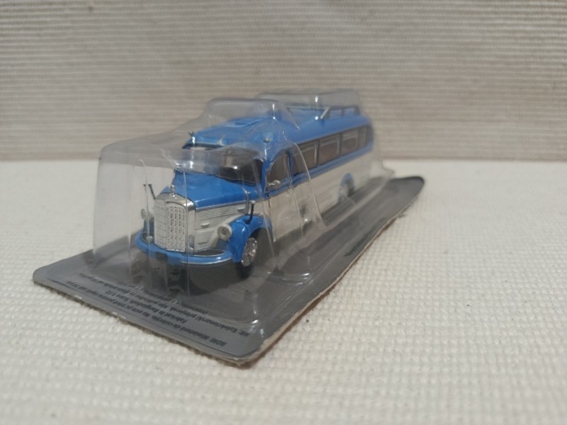 Mercedes - Benz 0 3500