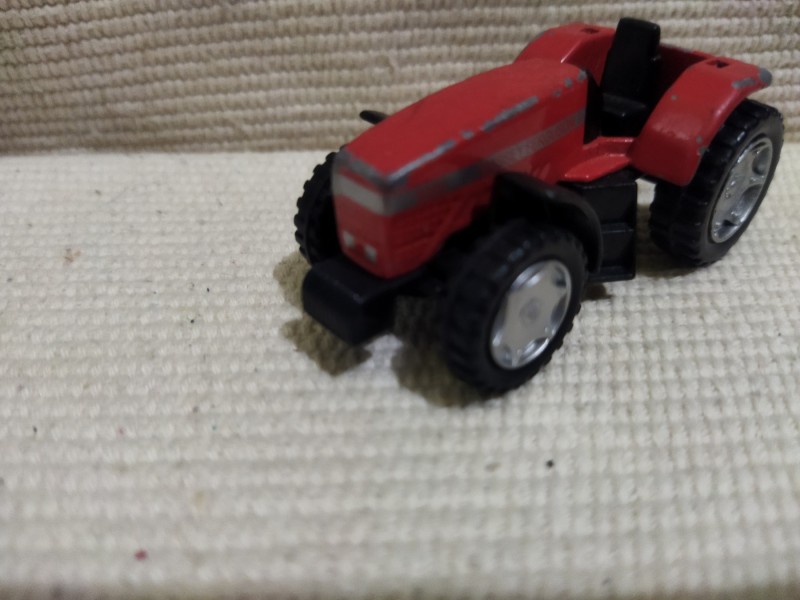 Traktor, siku
