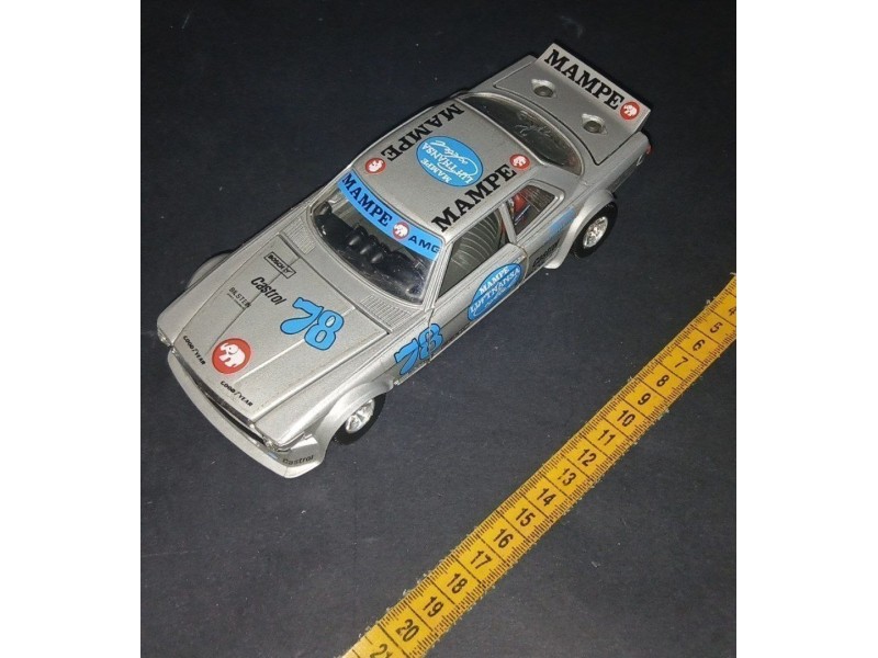 Bburago 1:24 Mercedes Benz 450 SC