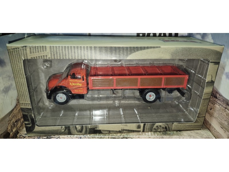 Ixo Altaya Magirus Deutz Merkur (1955) A.Bonifay 1:43