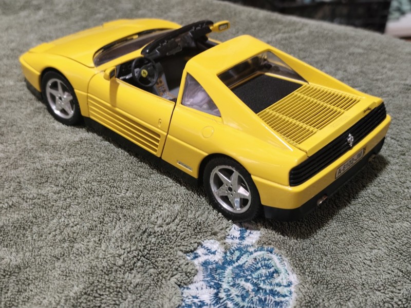 Ferari 348 1:18
