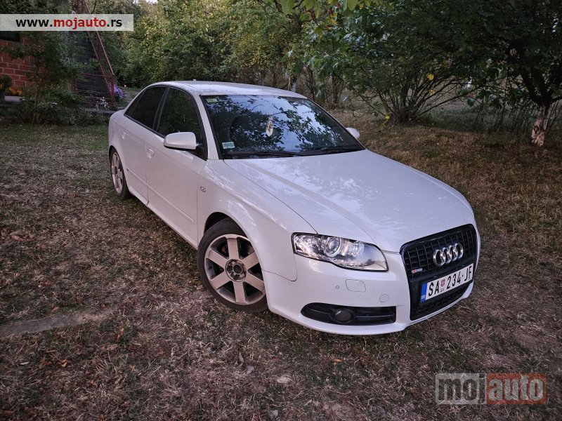 Audi A4 S Line perla 170 ks
