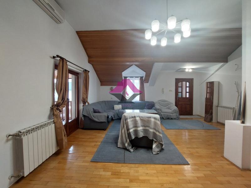 Trosoban stan za izdavanje, Saobraćajni Fakultet, Beograd, 137m², 750 €/mes