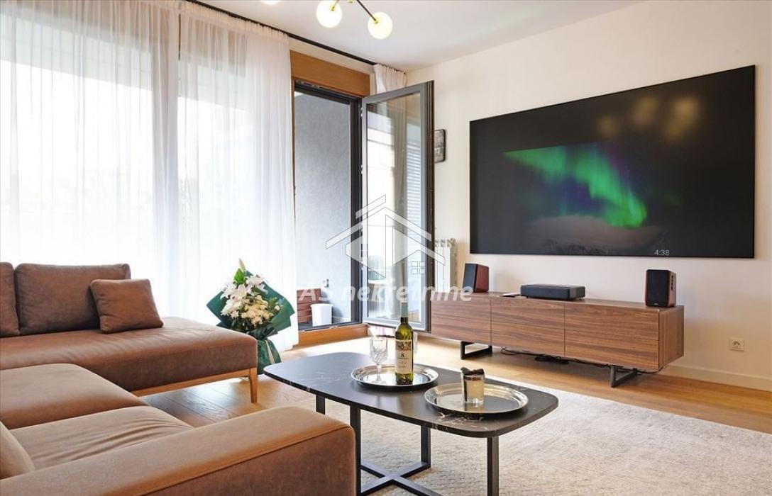 Trosoban stan za izdavanje, Kneza Miloša, Beograd, 89m², 4. sprat, 2.500 €/mes